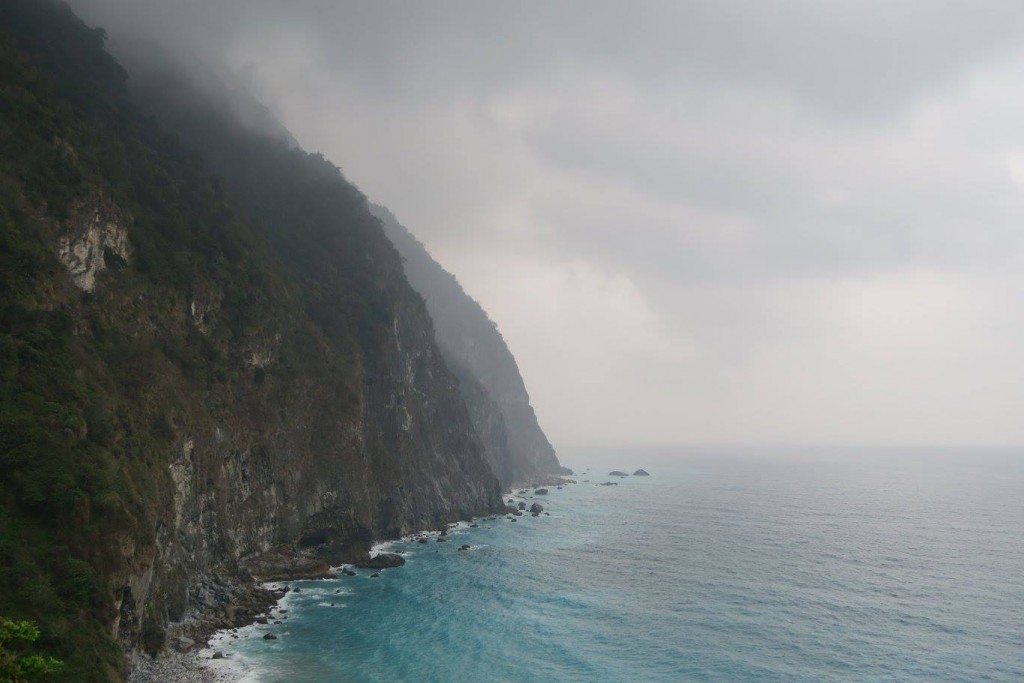 You will forget Taipei when you see this awesome hotel at Taroko Gorge.